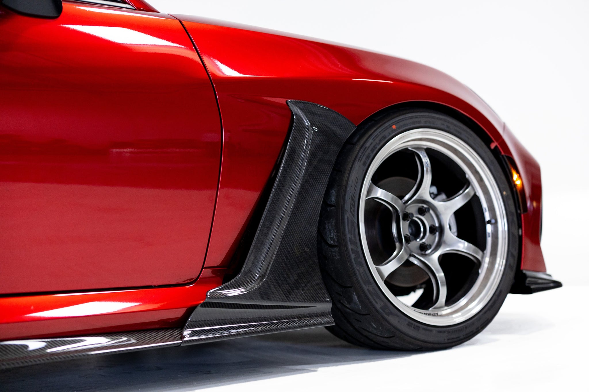 Sayber Design BRZ 2022+ Carbon Side Skirts / Carbon Fender Fang Combo